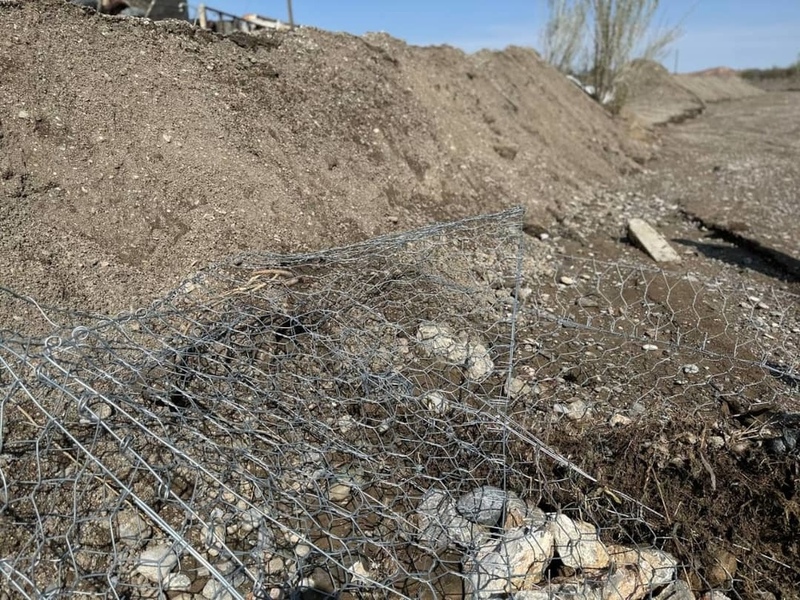 Mudflows wash away protection barriers in Batken - AKIpress News Agency