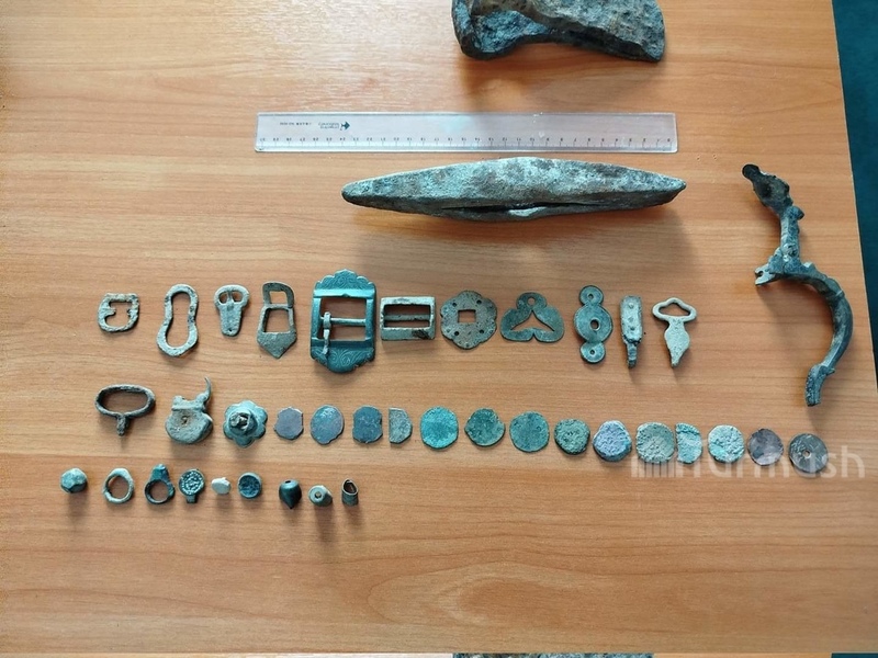 Historical artifacts unearthed in Talas by local man, items handed over ...