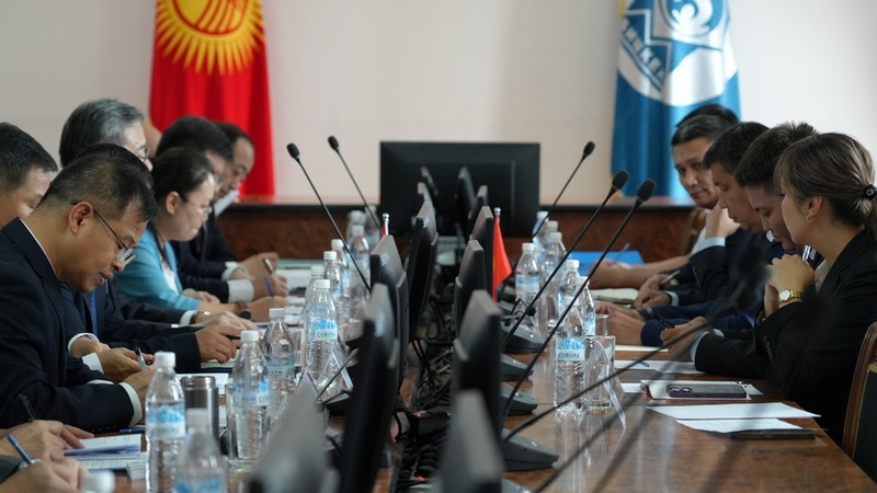 Meeting with XUAR delegation takes place at mayor's office of Bishkek ...