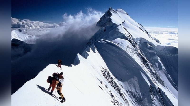 Two climbers injured, one died during descent from Pobeda Peak ...