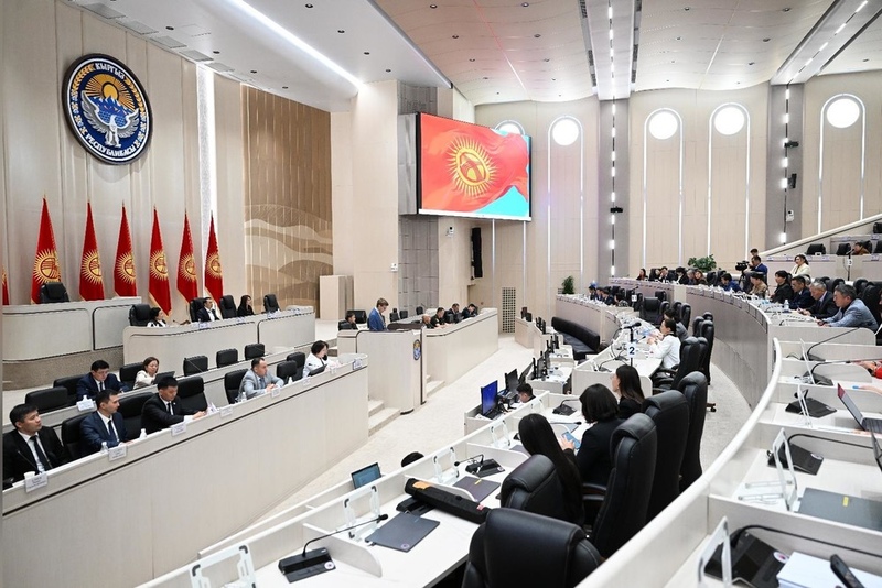 MP presents bill to mandate wage indexation tied to inflation in Labor ...